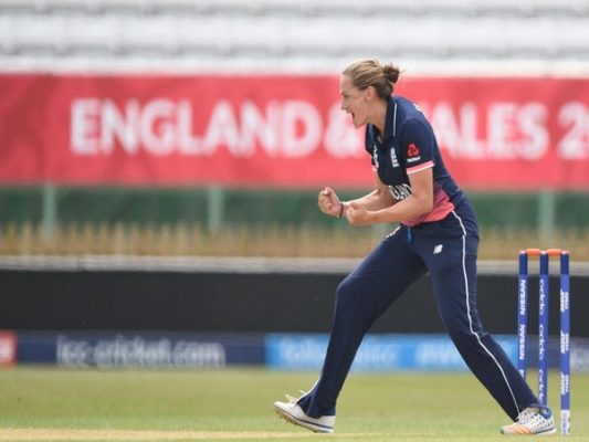 England spinner Laura Marsh announces retirement - Sportz Business