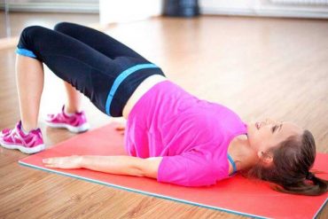 Top 10 postnatal effective exercises for women to be in shape again