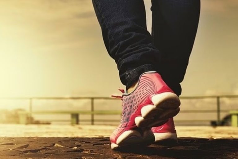 Minimum Steps and Essential Exercises to Stay Fit This Winter Season